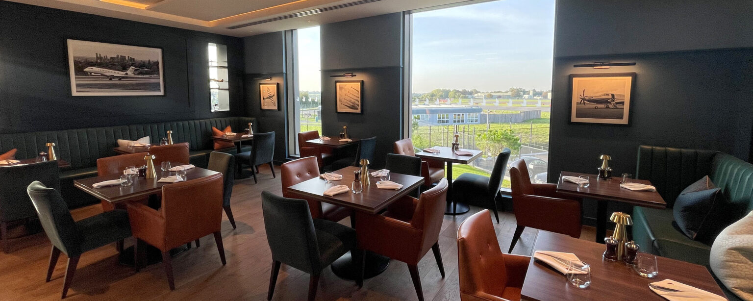 Bar & Restaurant - The Landing